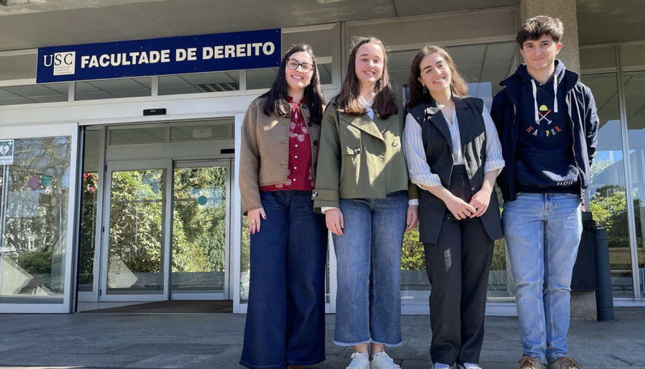 Un equipo de Dereito da USC, finalista no I Moot Court Laboral